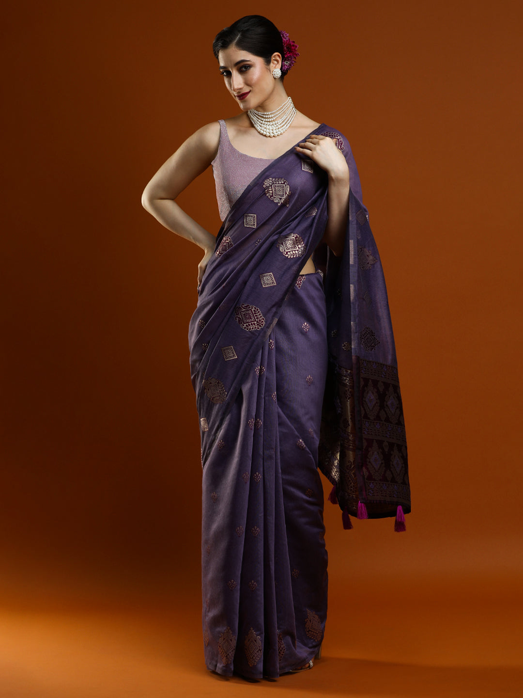 Sarha Ethnic Motifs Woven Design Zari Muga Saree in Navy Blue